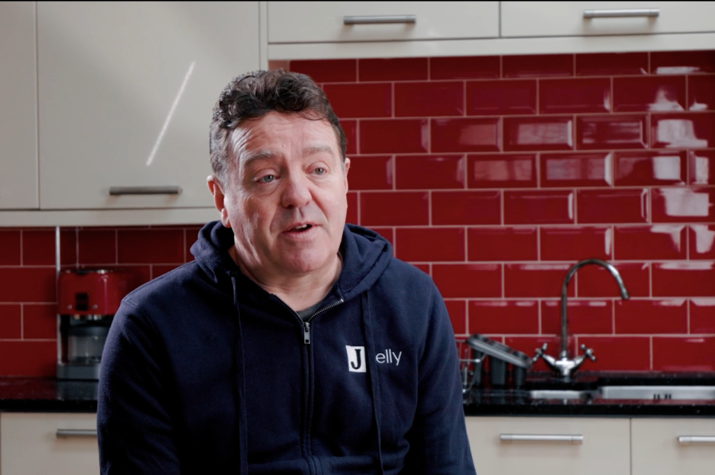 David shares his story about his solar and battery installation in ...